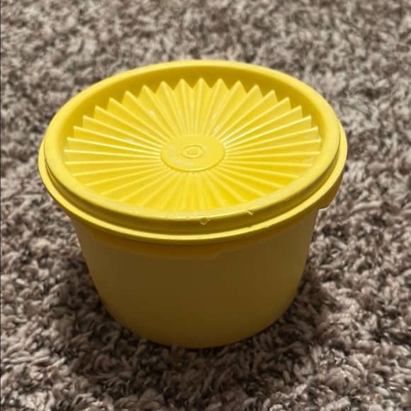 Tupperware | Kitchen | Vintage Tupperware Yellow Plastic Storage ...